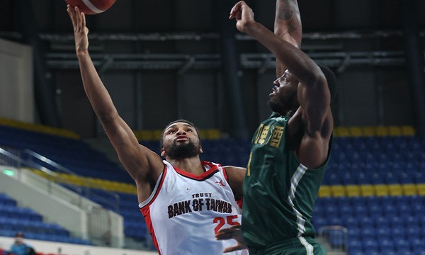 Basketball top5 - SBL、PLG兩樣情！同時段網路轉播線上人數竟差50倍