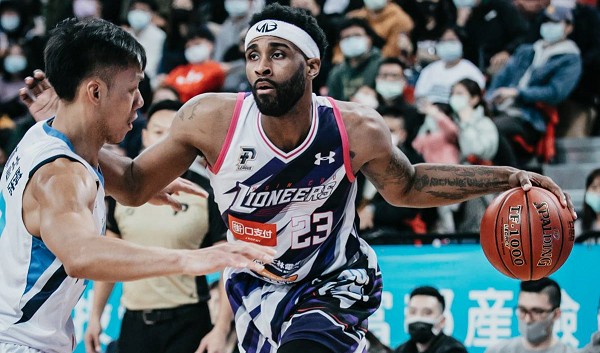 Basketball top5 - 影/球風全能+萬用！PTT鄉民問攻城獅狠投能不能打NBA 專業網友點出一大問題