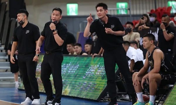 Basketball top5 - PLG「RISING STARS」爆冷輸SBL裕隆！教練陳世念點名就是輸給辣個男人...