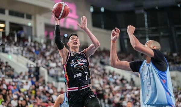 Basketball top5 - 影/台灣之光！林書豪登上CNN瘋狂推銷PLG聯盟 氛圍不輸NBA