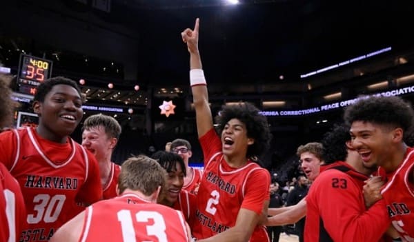 Basketball top5 - PTT鄉民列昔日台灣旅美高中生學校排名！反問台灣誰有全美排名第六高中先發的實力？網友回：巔峰林志傑有機會